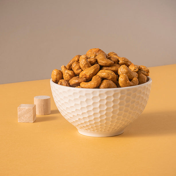 Cheddar Cheese Roasted Cashews: Crunchy & Delicious